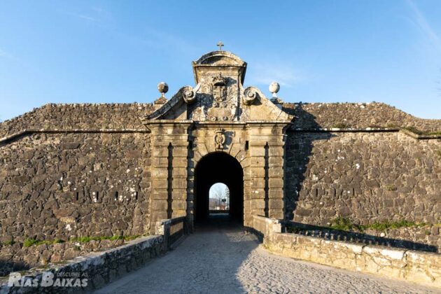 Fortaleza de Valença - descubreasriasbaixas.com