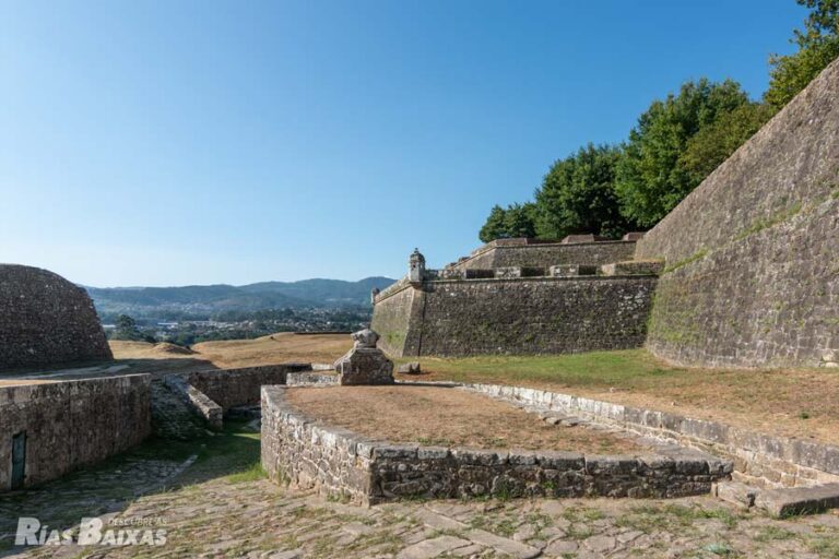 Fortaleza de Valença - descubreasriasbaixas.com